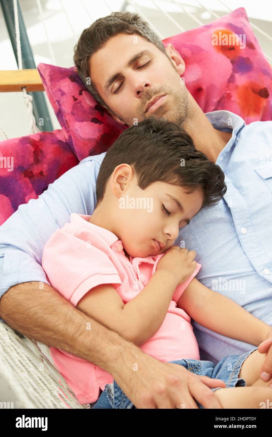 Male asleep outdoors hi-res stock photography and images - Alamy