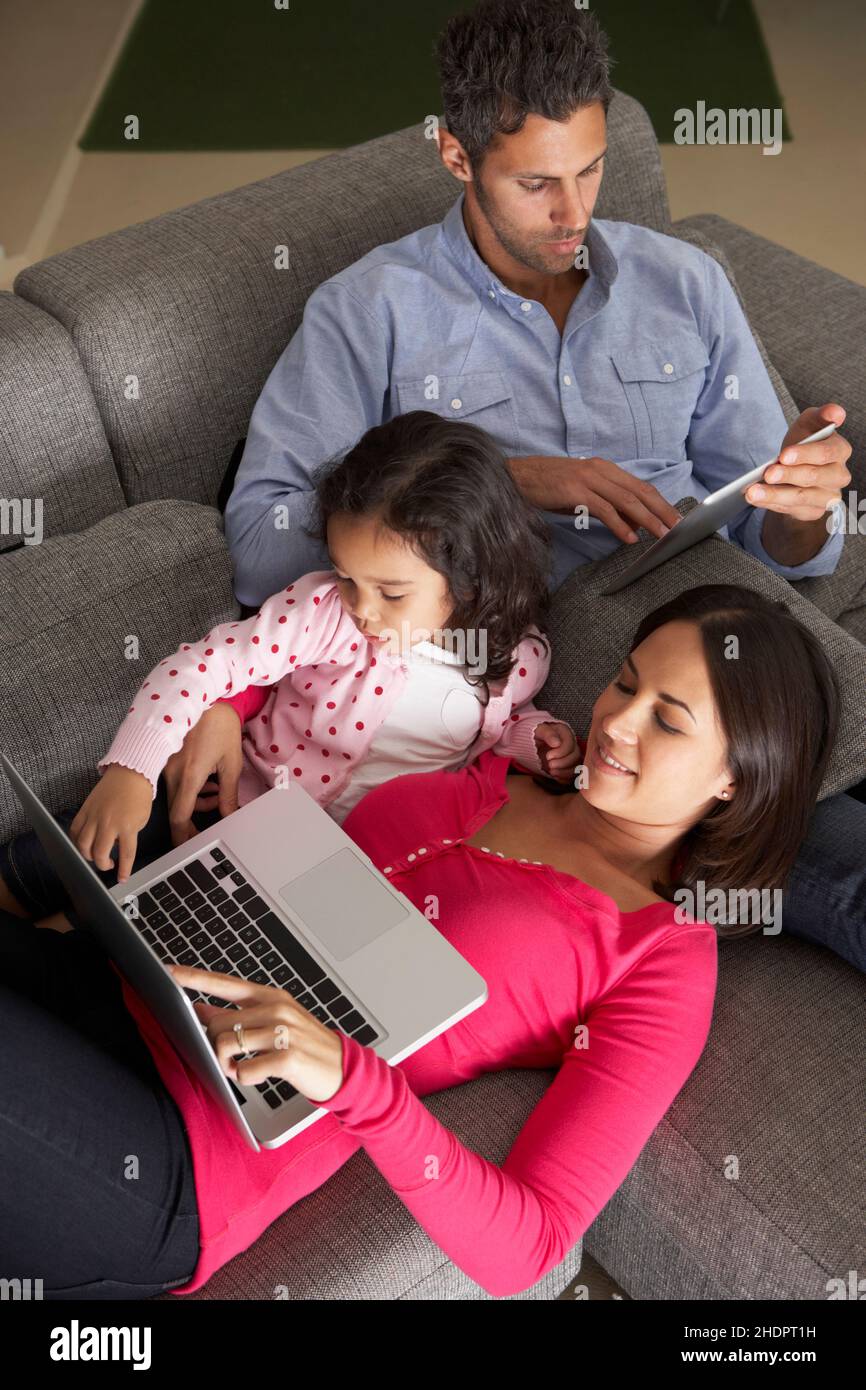 Parent child computer hi-res stock photography and images - Alamy