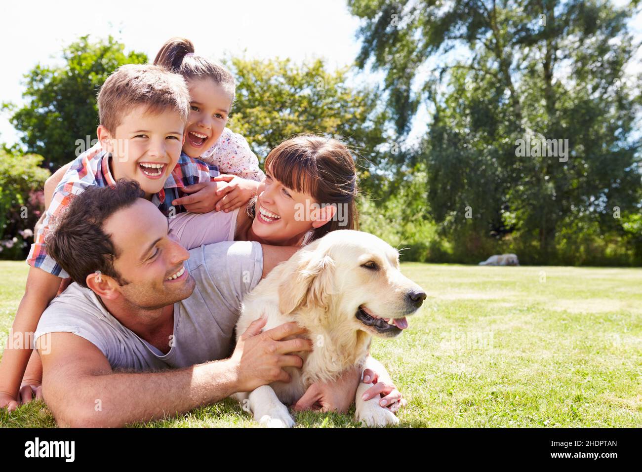 happy, family, happies, families Stock Photo - Alamy
