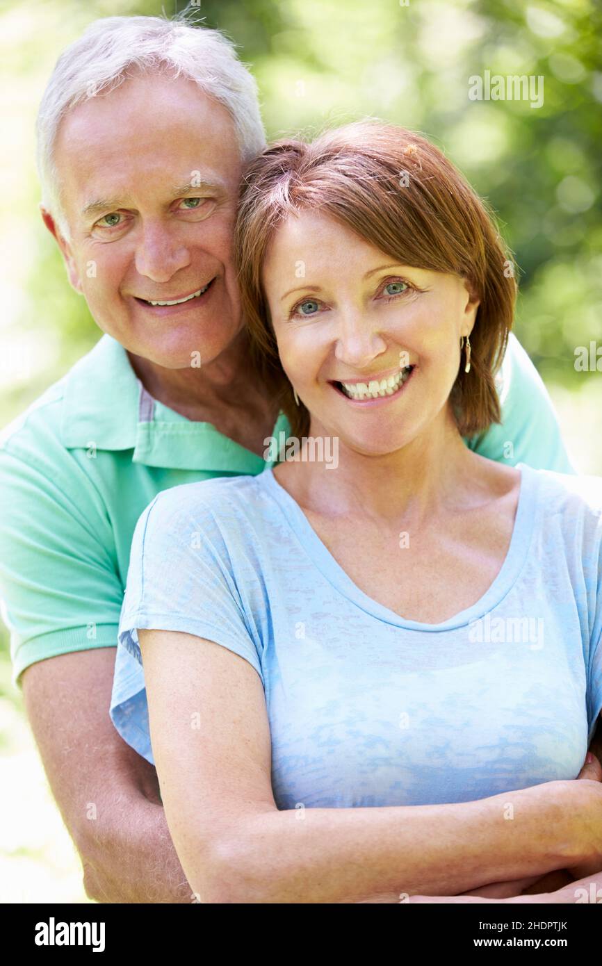 couple, embracing, pairs, cuddling, hug, hugging Stock Photo - Alamy
