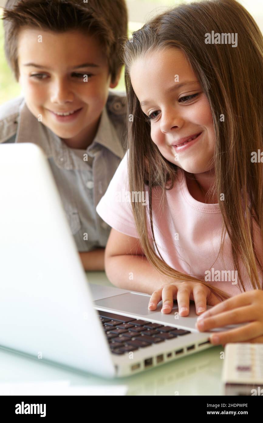 Boy girl 3 chatting hi-res stock photography and images - Alamy