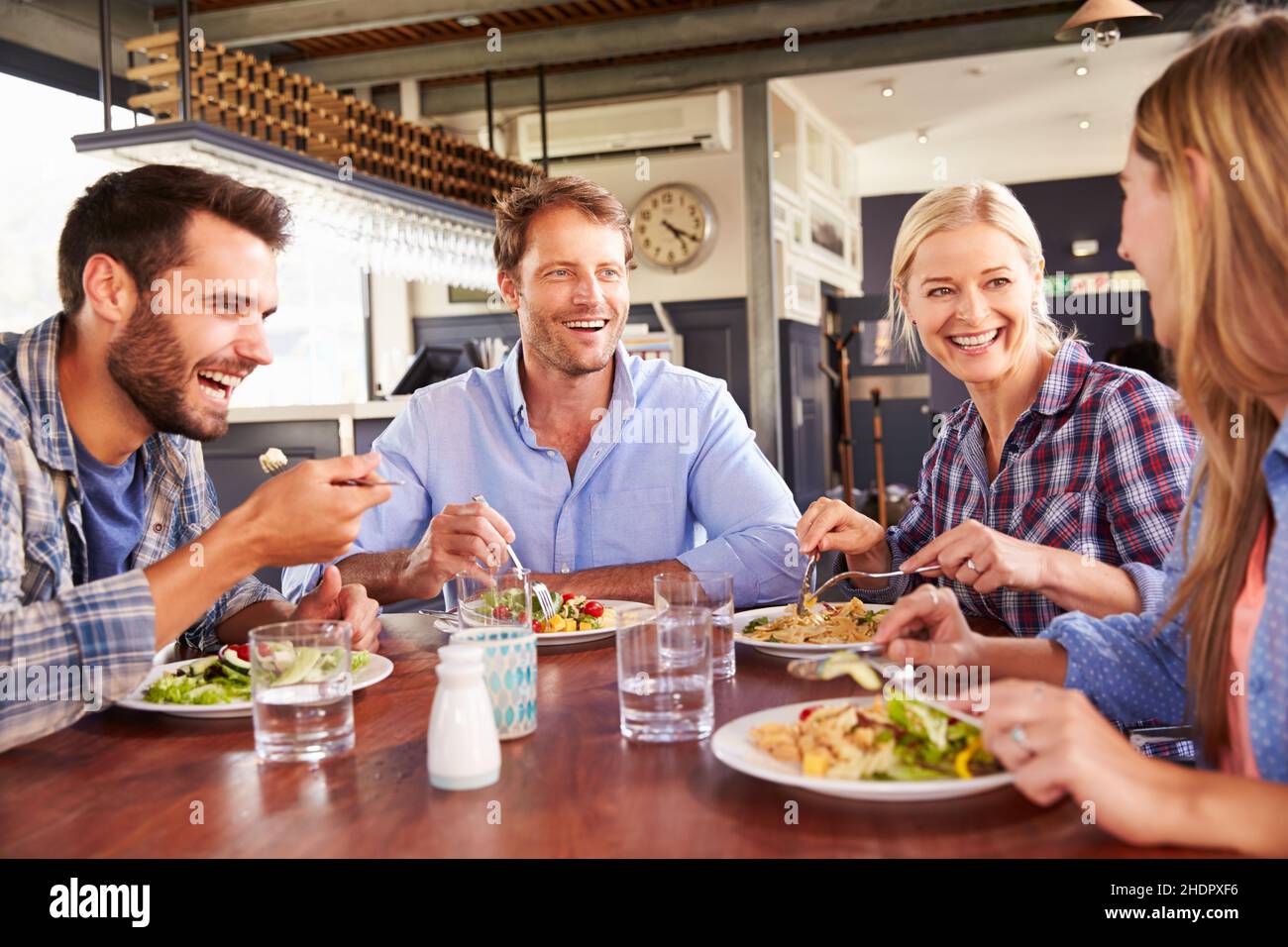 Women friends restaurant pasta hi-res stock photography and images - Alamy
