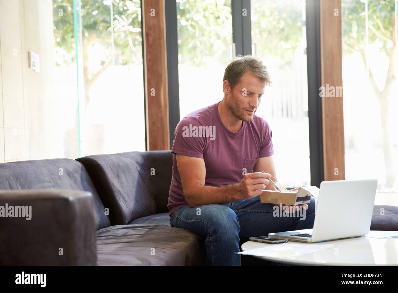 man, laptop, lunch break, guy, men, computer, computers, laptops, lunch ...