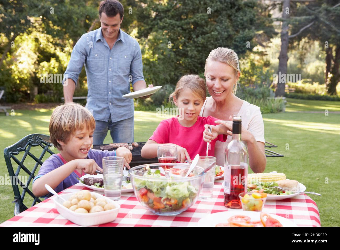 Childs picnic table hi-res stock photography and images - Alamy