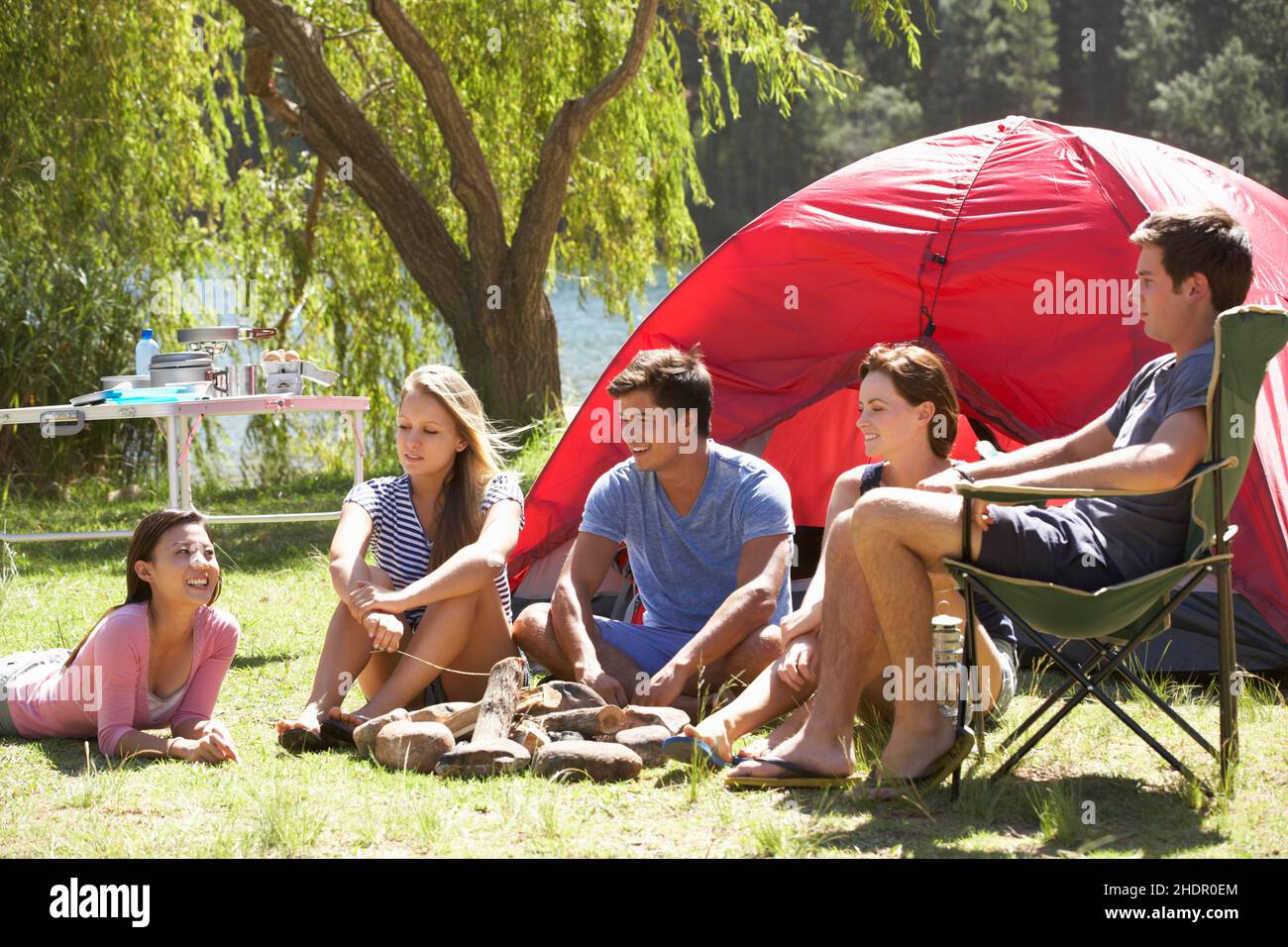 amuse, friends, camping, amuses, friend, camper Stock Photo - Alamy
