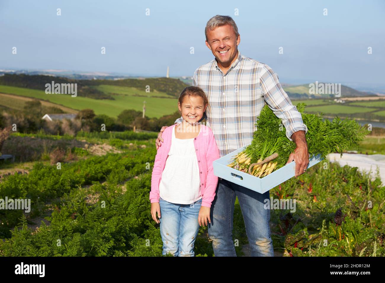 harvest, daughter, farmer, harvests, daughters, farmers Stock Photo - Alamy