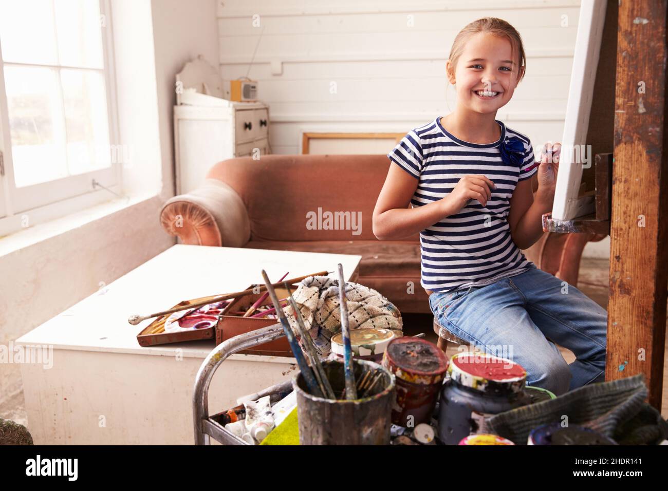 girl, painting, hobbies, girls, drawing, hobby Stock Photo - Alamy