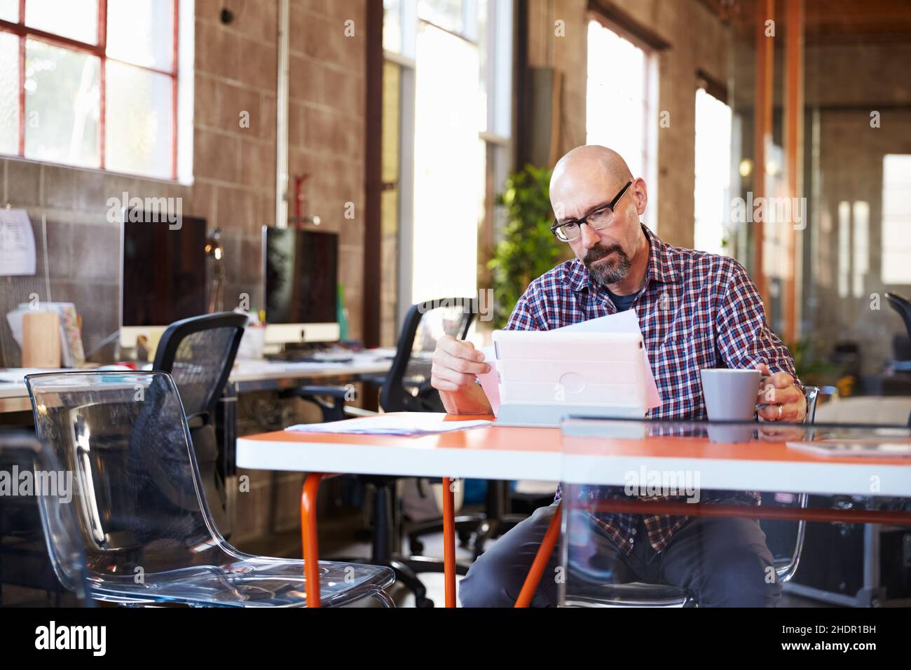 man, office & workplace, workplace, guy, men, office, office ...