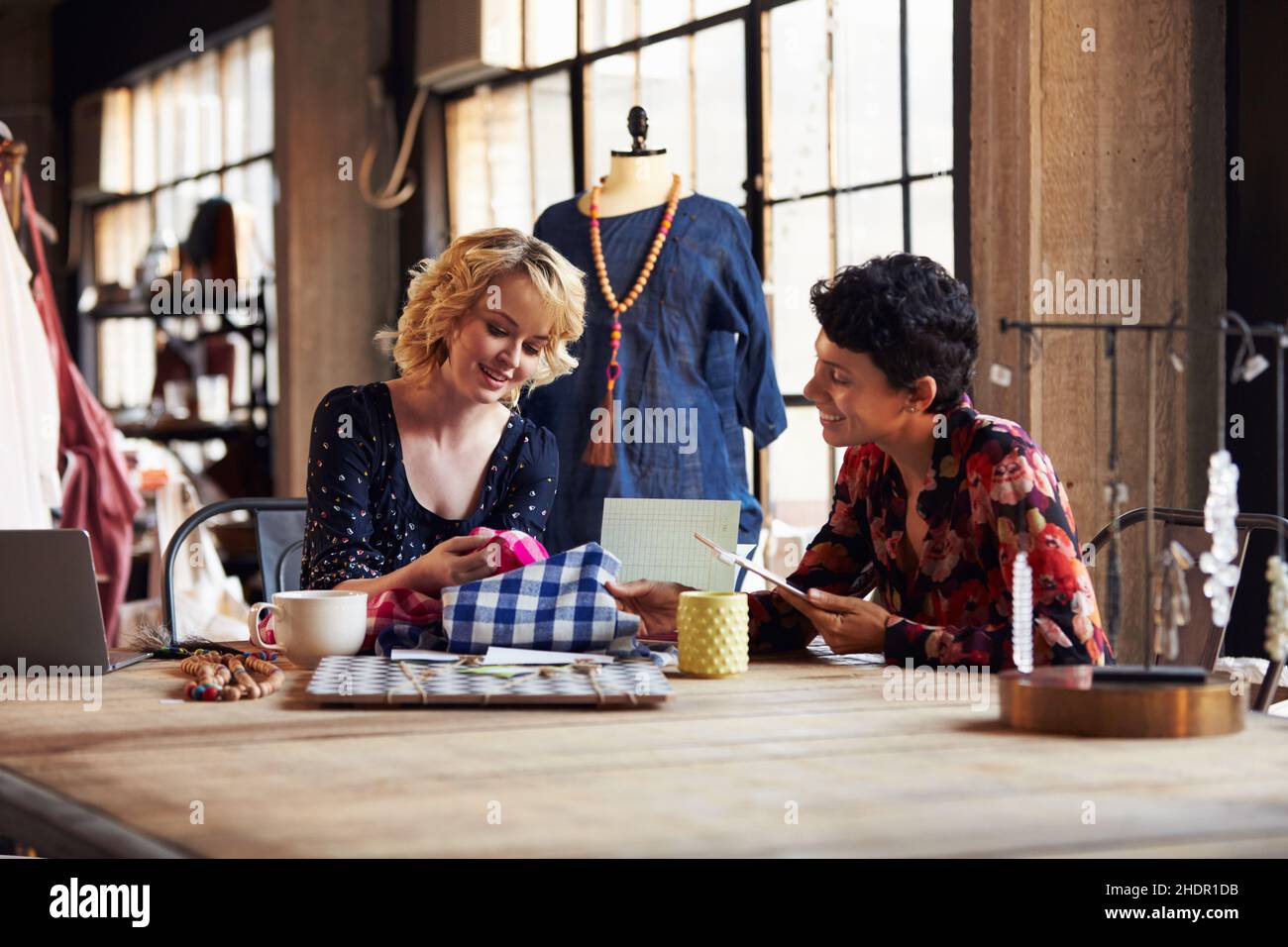 Textile design studios hi-res stock photography and images - Alamy