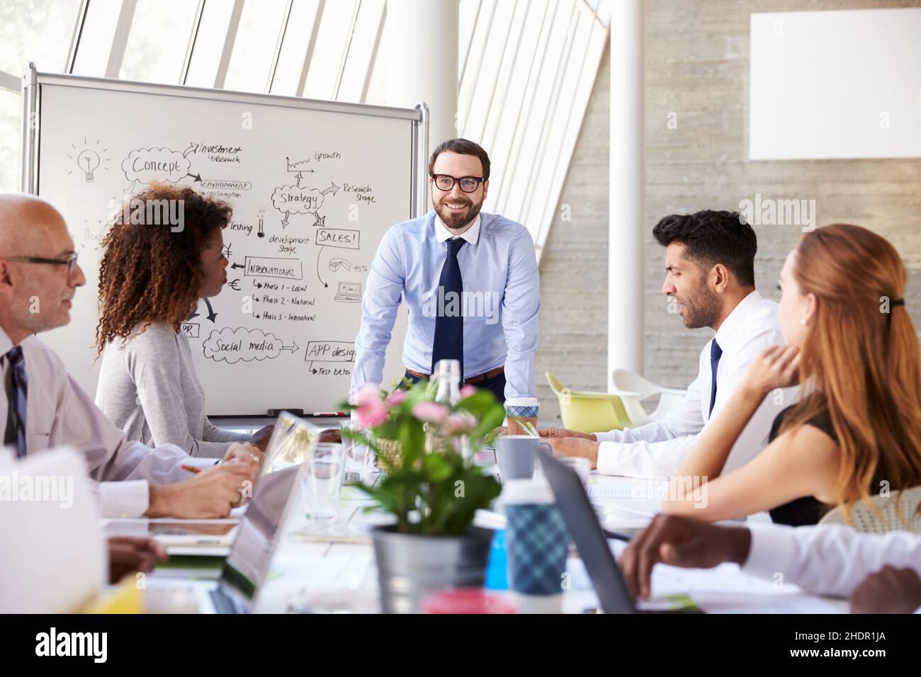 teamwork, team leader, teamworks, team leaders Stock Photo - Alamy