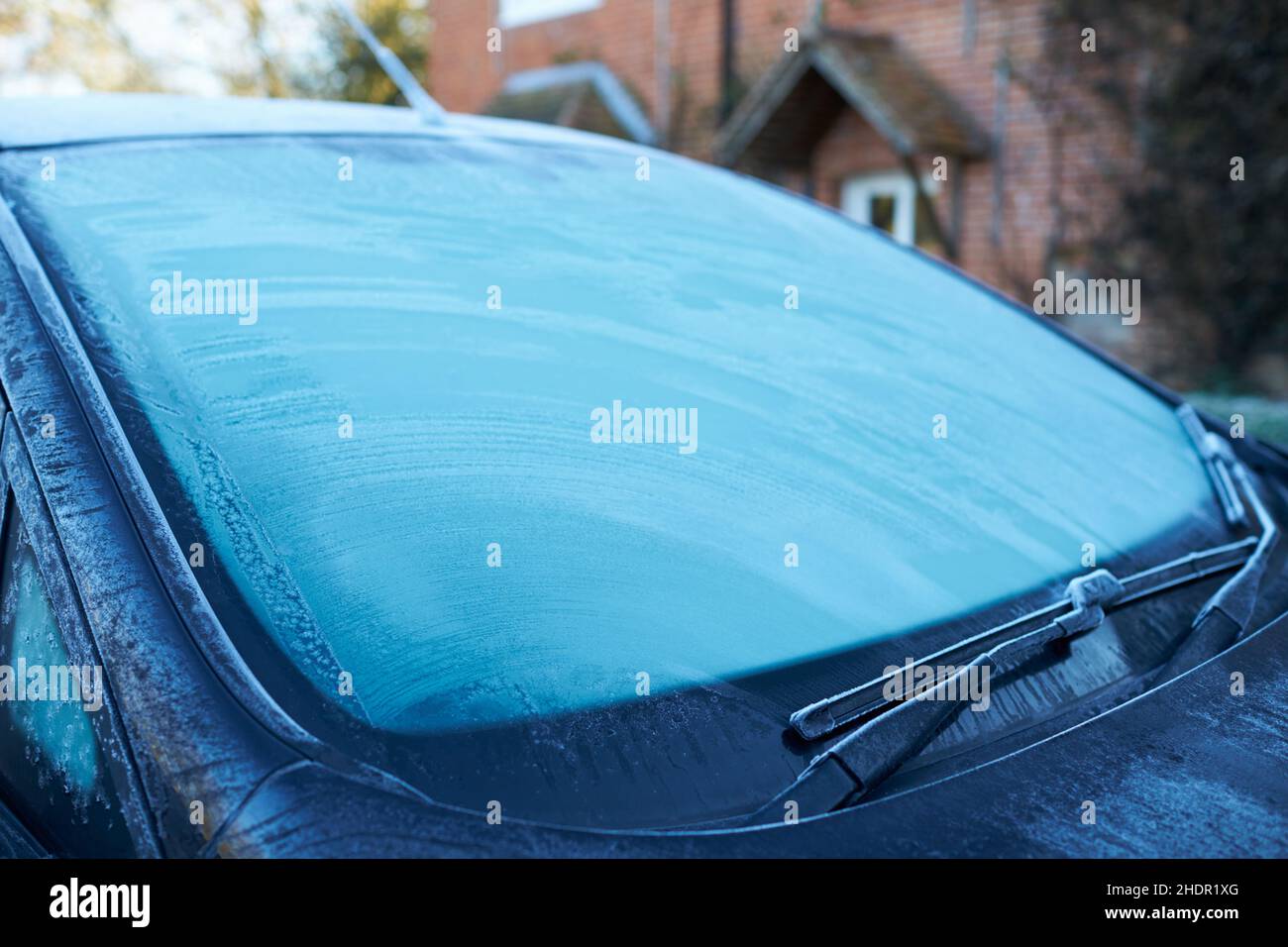 frozen, windshield, frozens, windshields Stock Photo - Alamy
