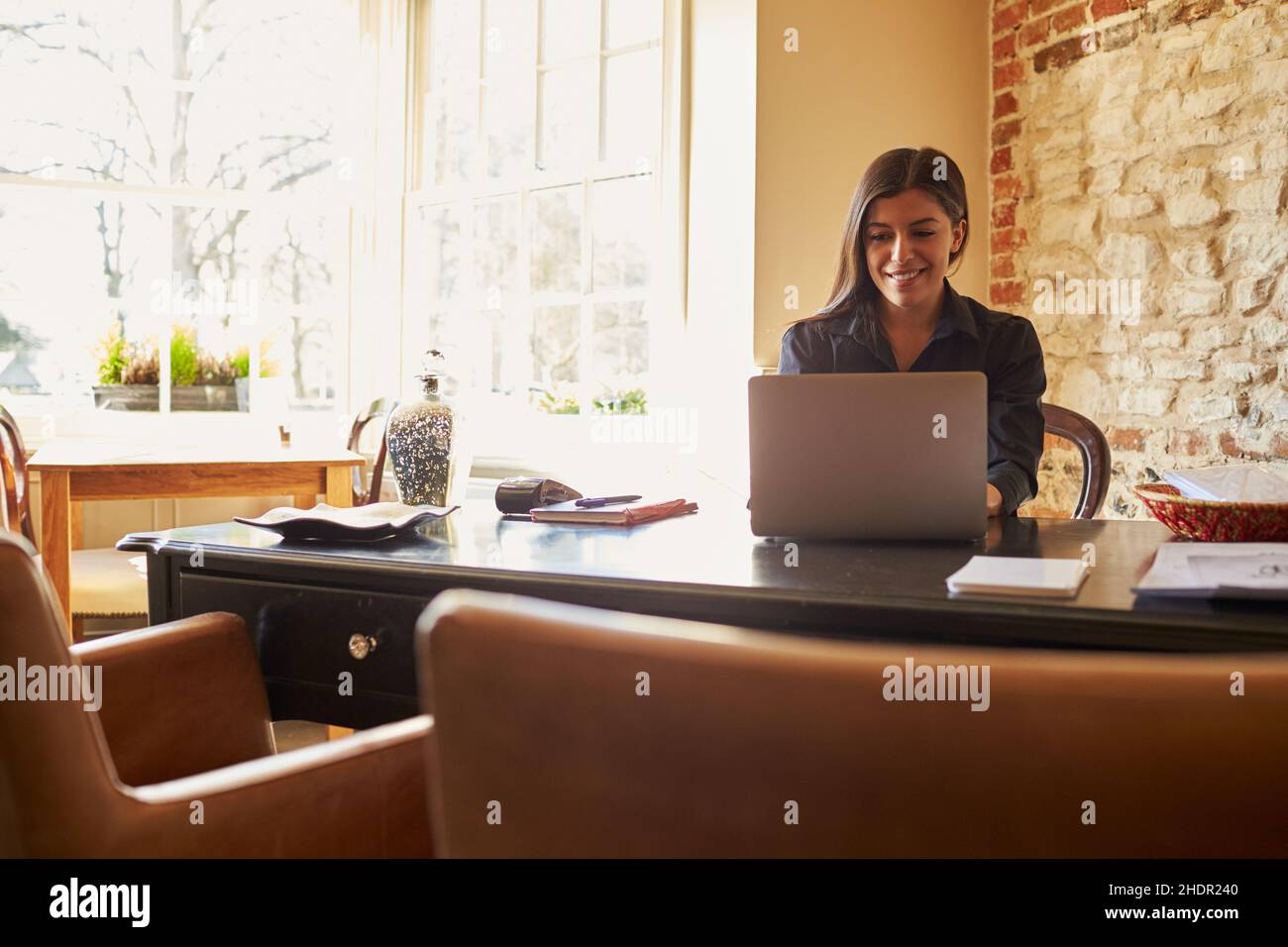 business woman, hotel, desk, boss, business women, executive ...