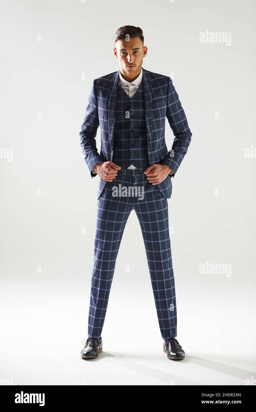 Only men full length suits hi-res stock photography and images - Alamy