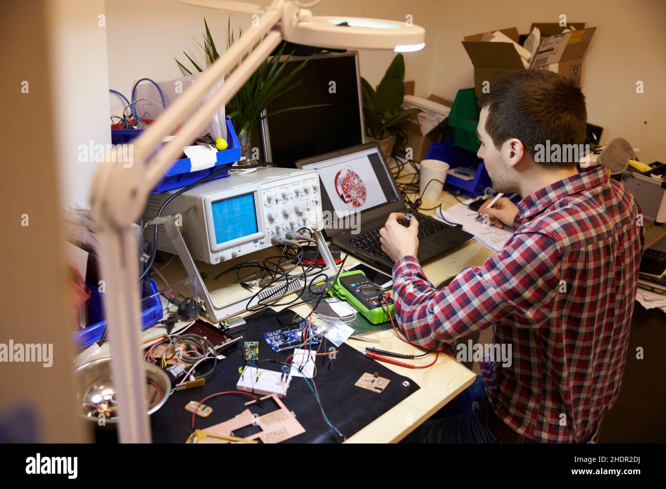 Technicians workbench hi-res stock photography and images - Alamy