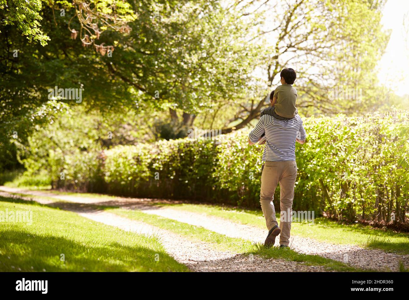 father, walk, son, dad, fathers, walks, sons Stock Photo - Alamy