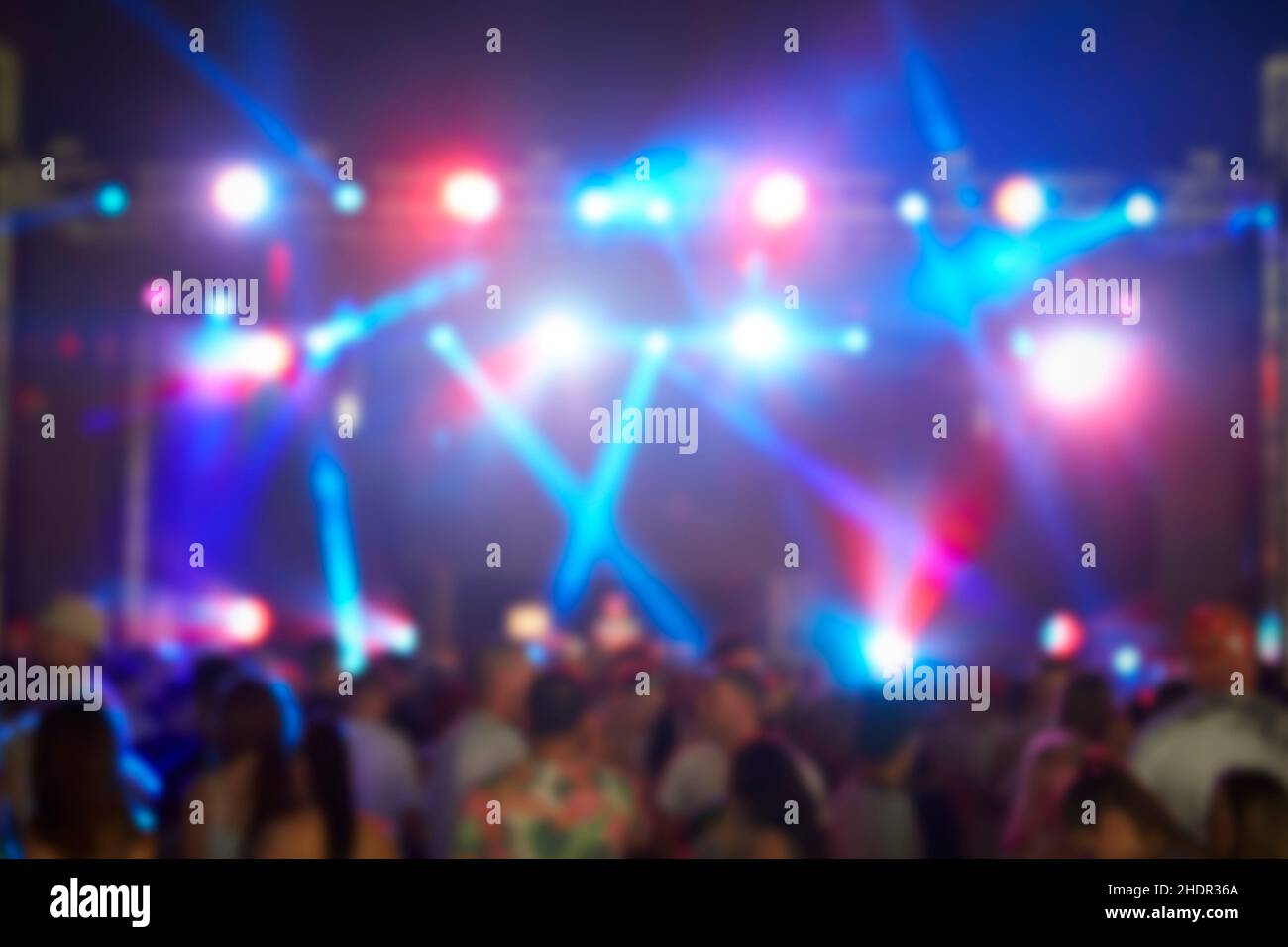 Rave woman dancing hi-res stock photography and images - Alamy