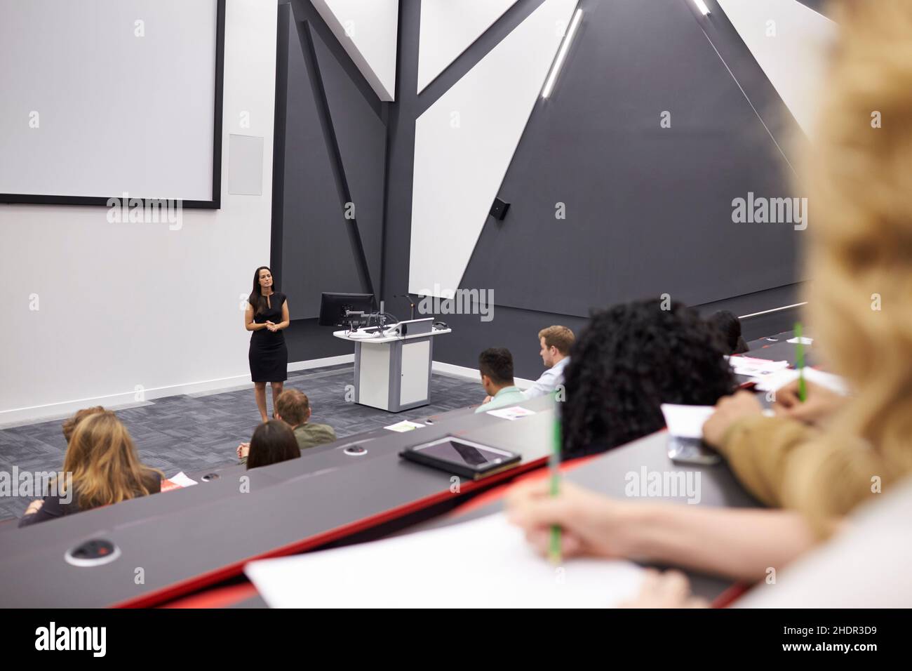 Lecture halls hi-res stock photography and images - Alamy