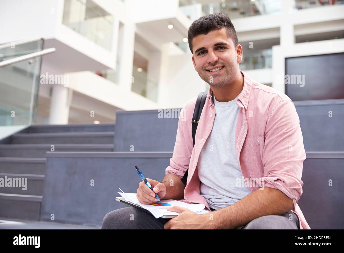 Student students black man men male hi-res stock photography and images ...