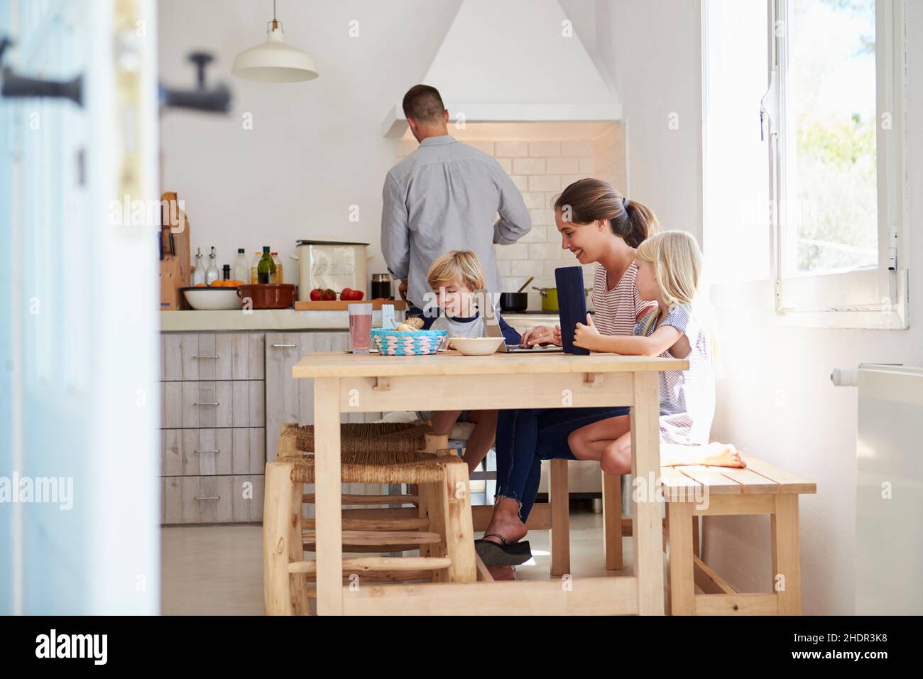 domestic life, family, family life, at home, domestic lifes, living ...