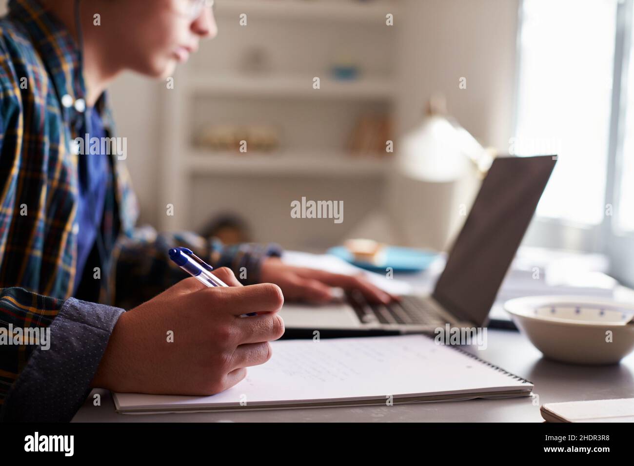 learning, homework, notes, homeworks, memo, note Stock Photo - Alamy