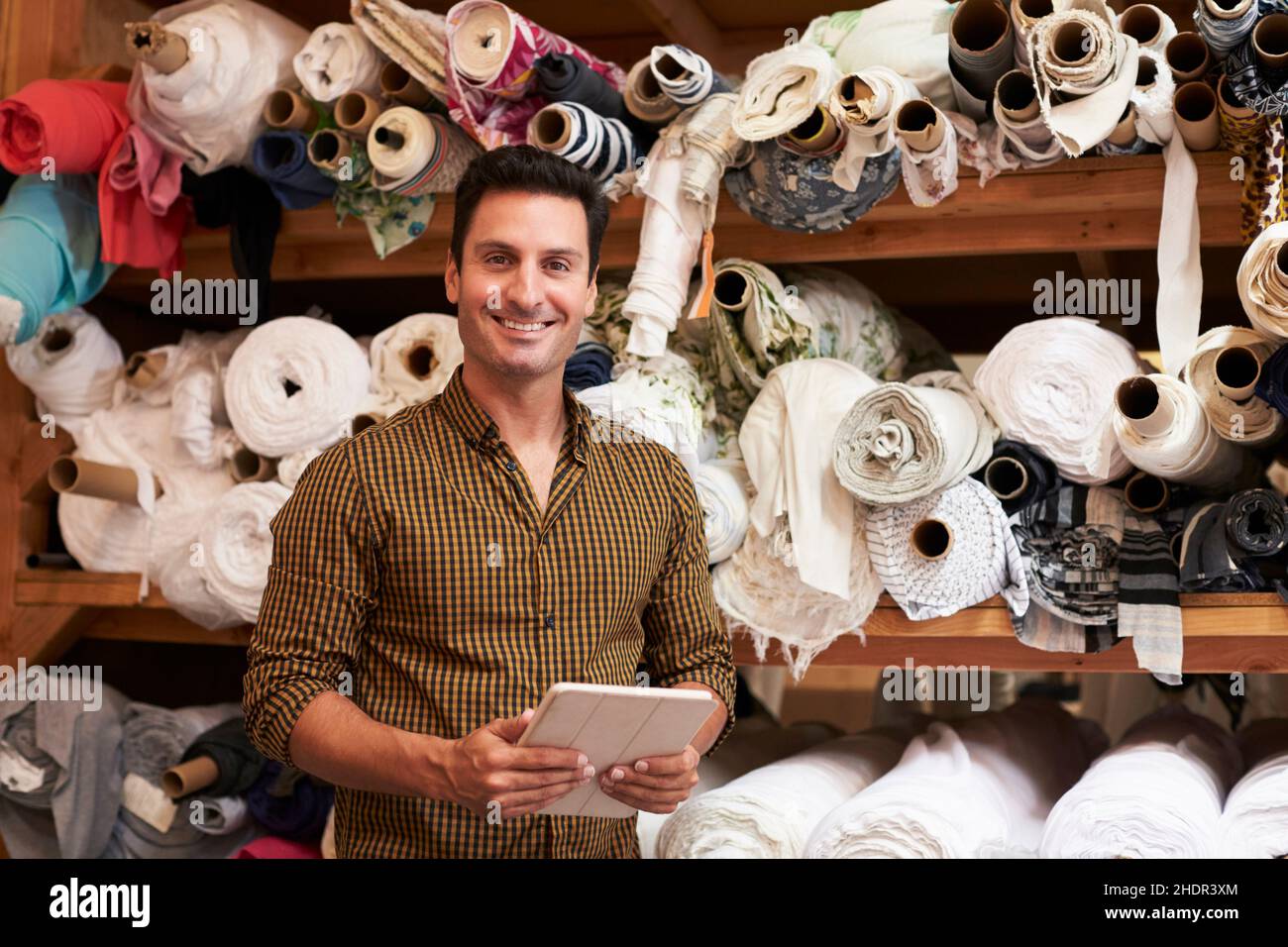 Tailor system hi-res stock photography and images - Alamy
