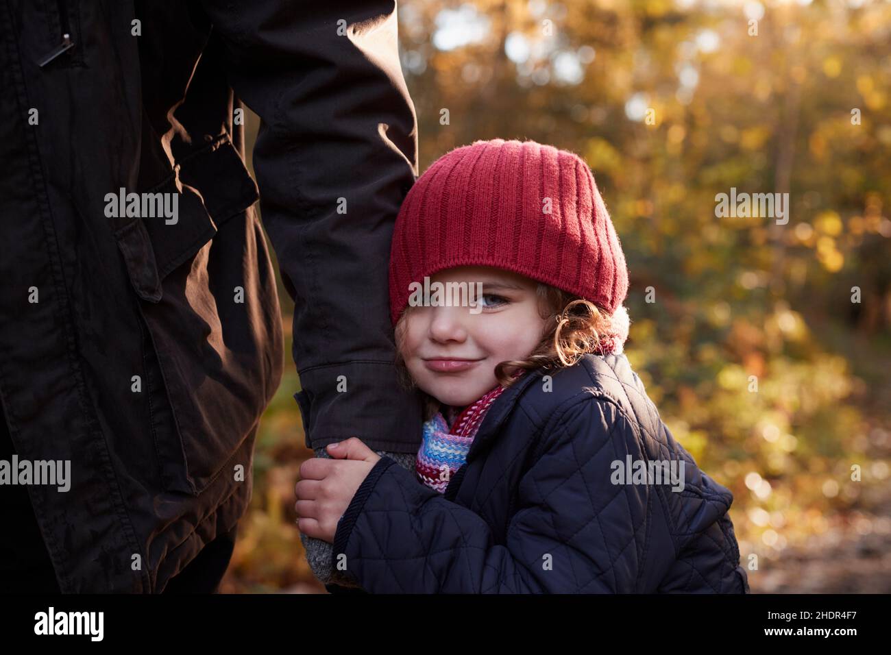 Holding hands children shy hi-res stock photography and images - Alamy