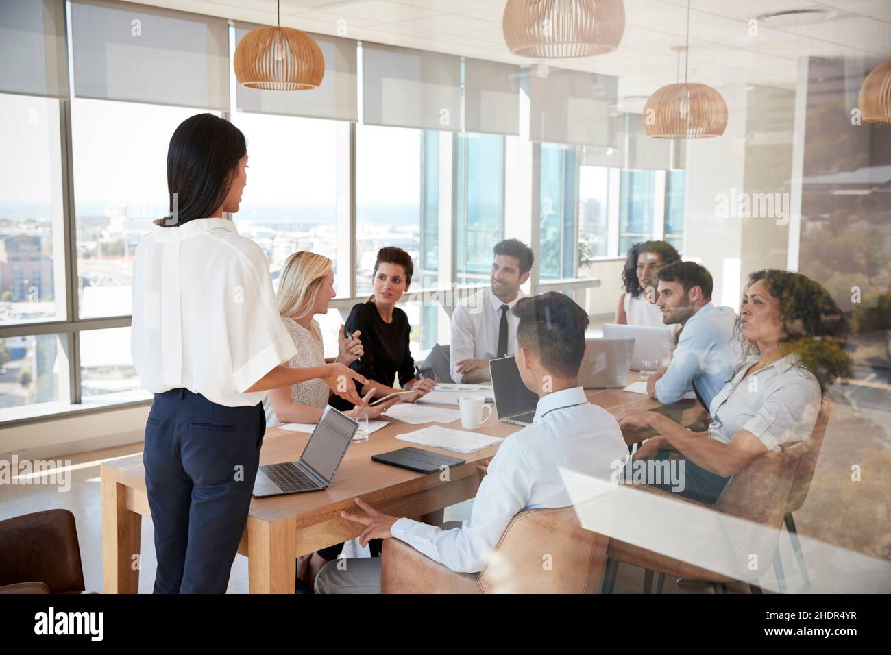 meeting, discussion, brainstorming, team meeting, feedback, discussions ...