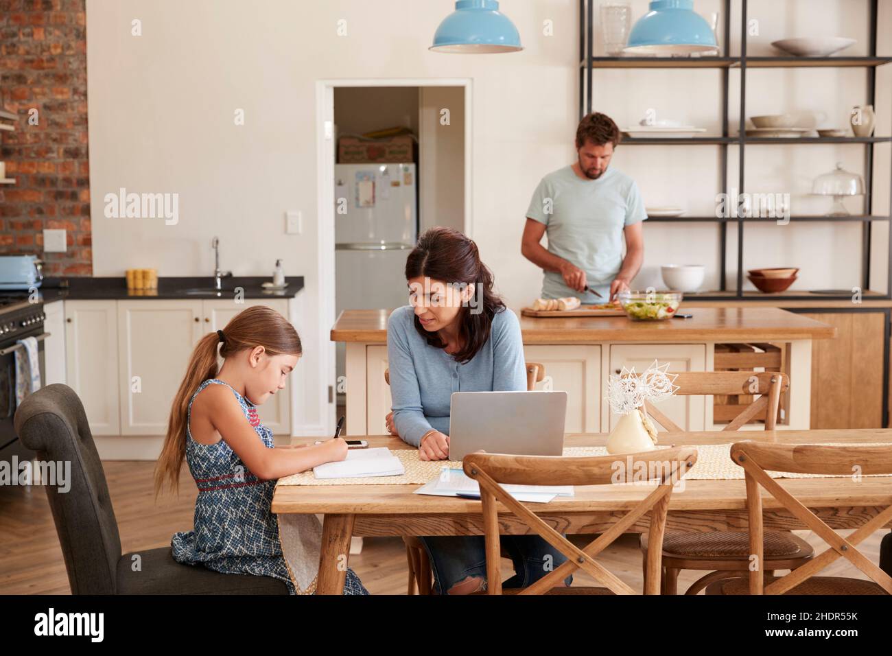 Ladies family help hi-res stock photography and images - Alamy