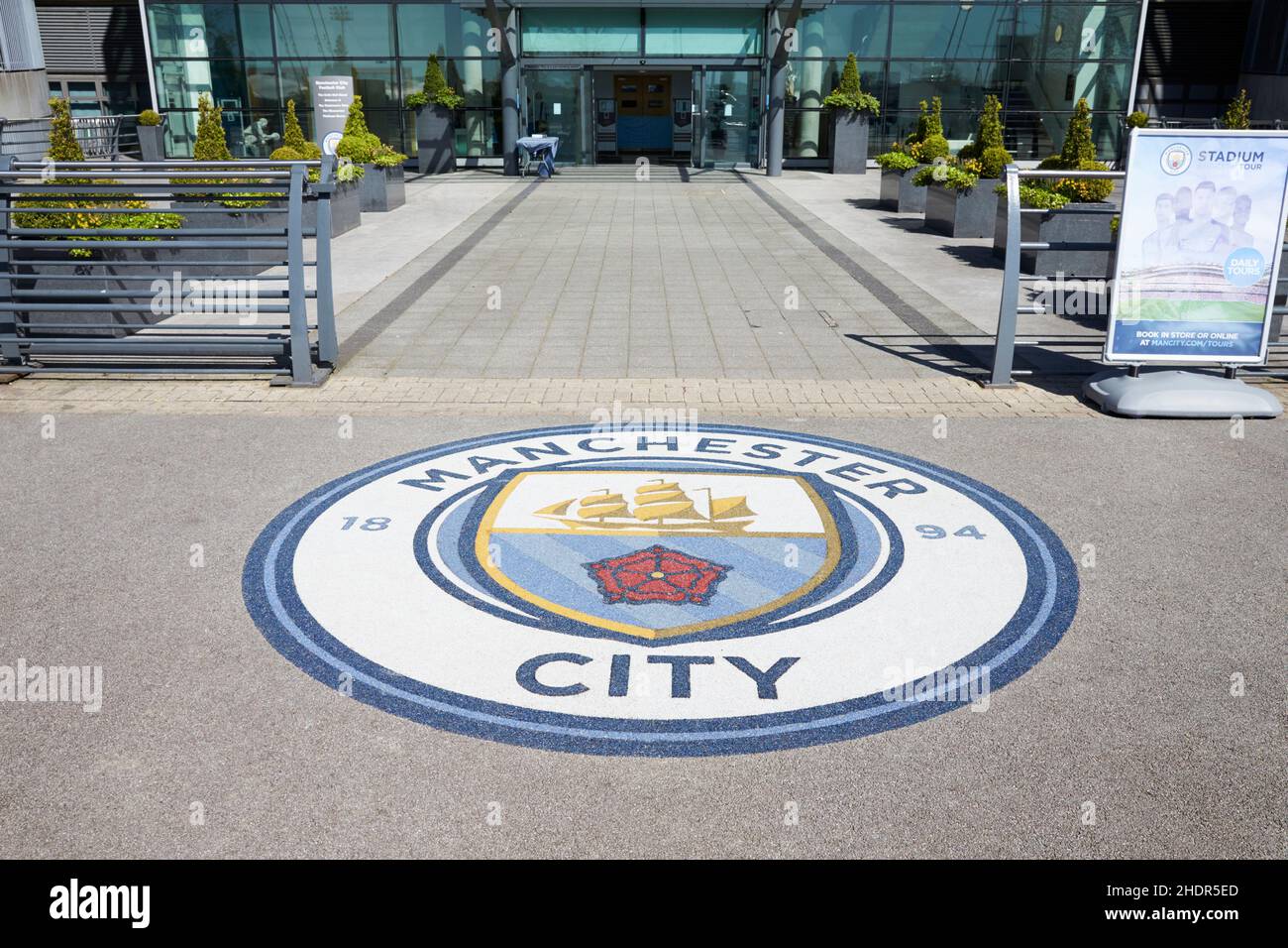 Football club coat of arms hi-res stock photography and images - Alamy