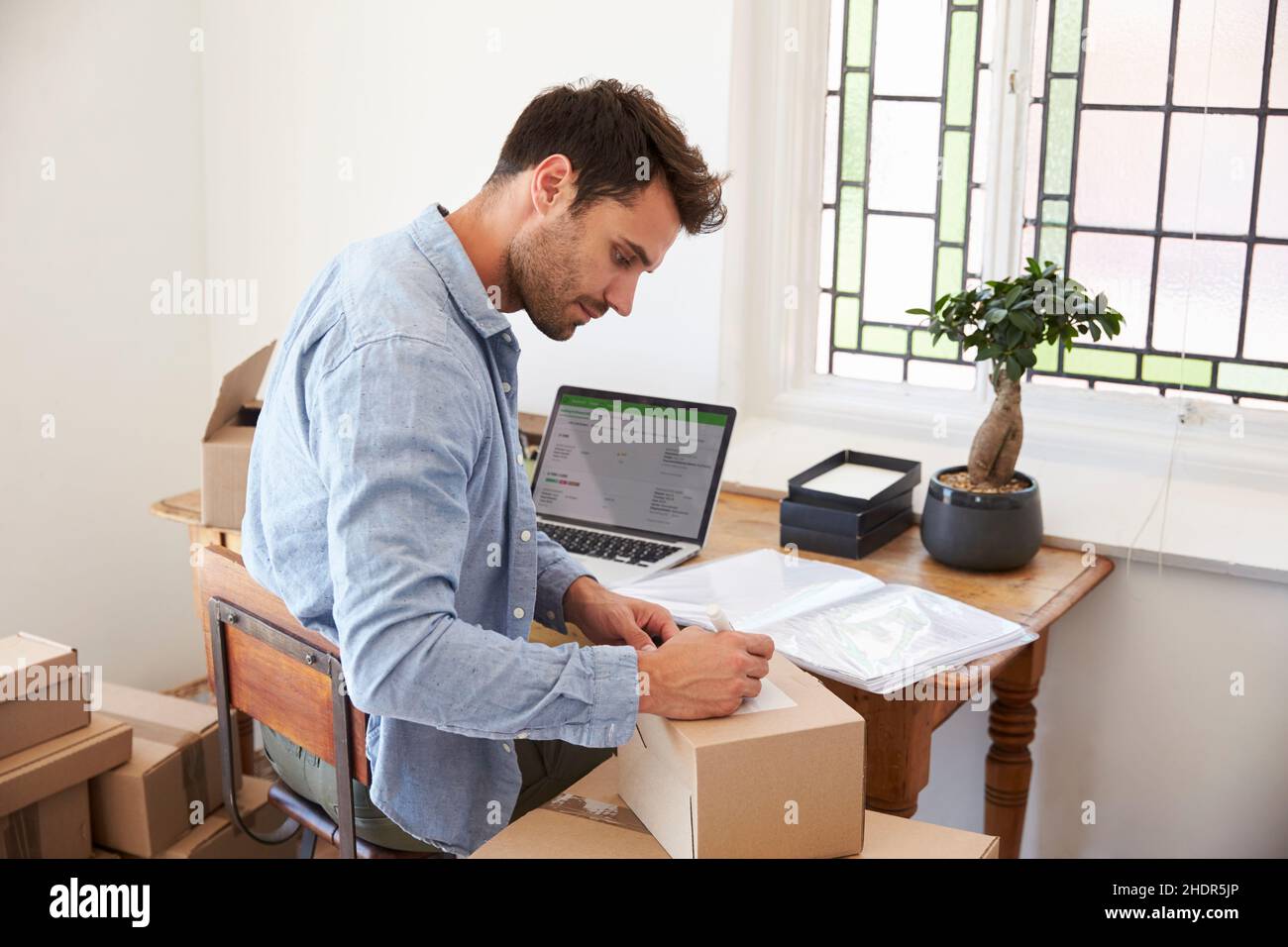 e commerce, parcel, home office, commerce, parcels, home offices Stock ...