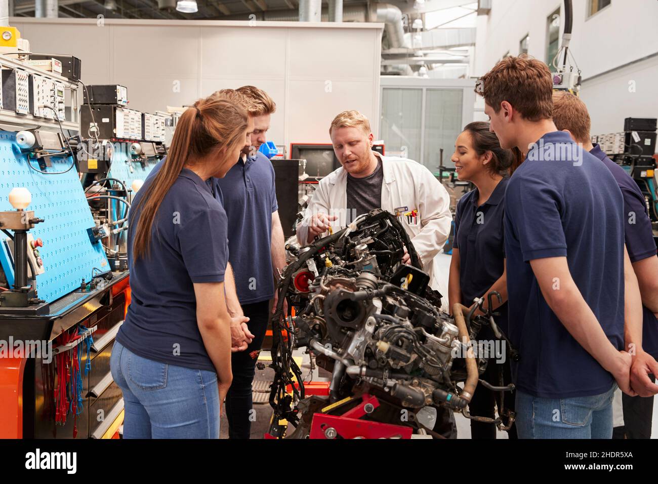 mechanic, trainee, training manager, production hall, mechanics ...