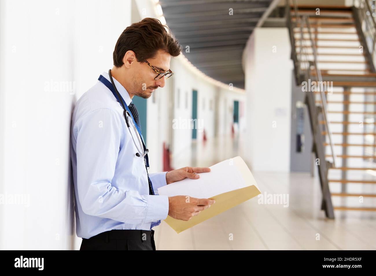 reading, doctor, medical record, read, reading a book, reading ...