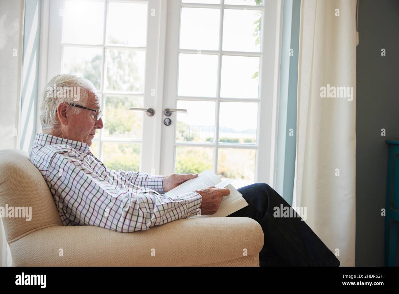 senior, home, reading, elderly, old, seniors, homes, read, reading a ...