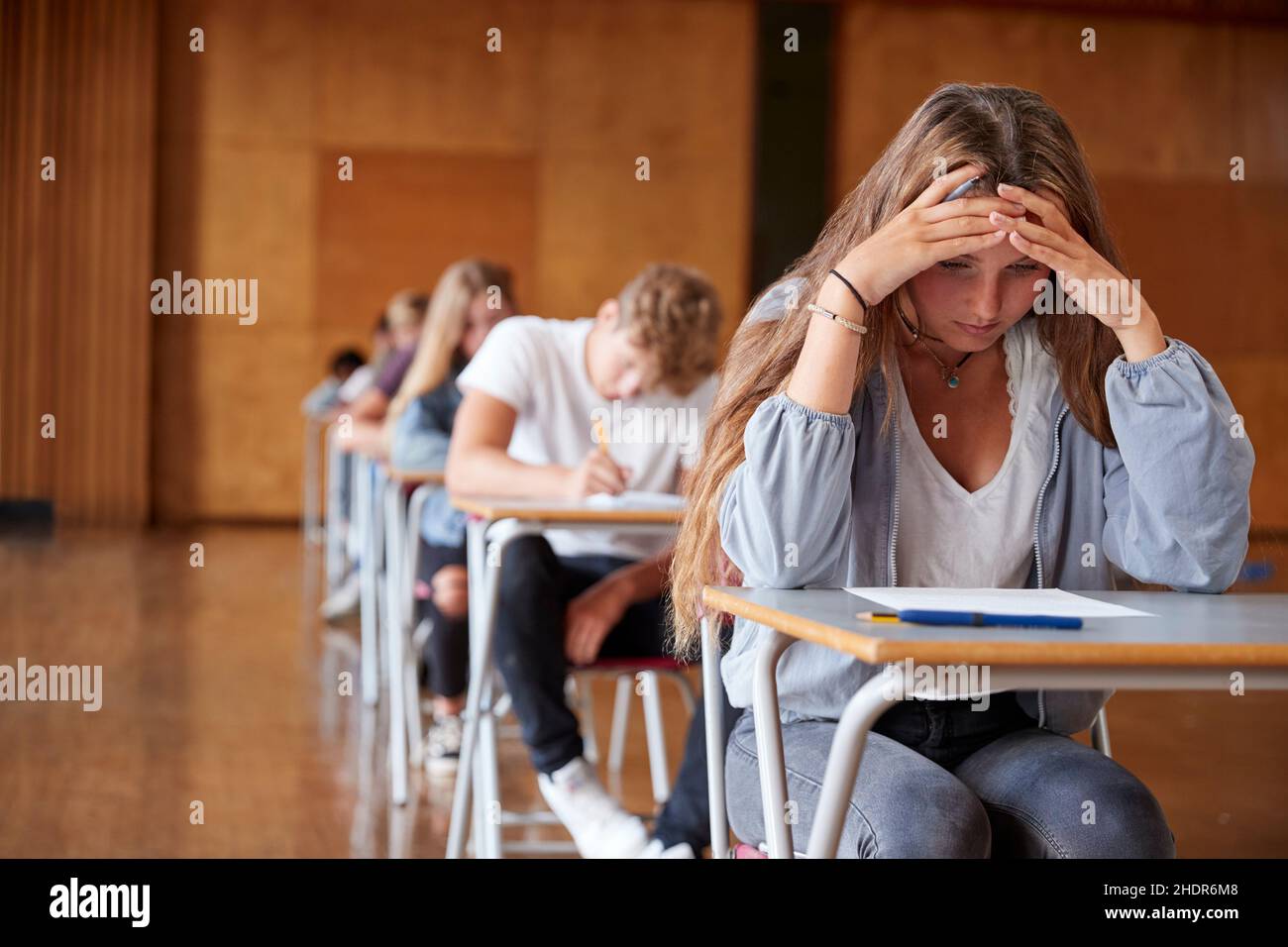 Pupils sitting exams hi-res stock photography and images - Alamy
