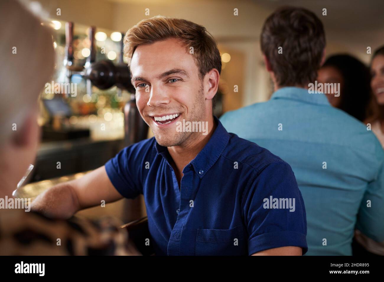 bar counter, amuse, friends, bar counters, amuses, friend Stock Photo ...