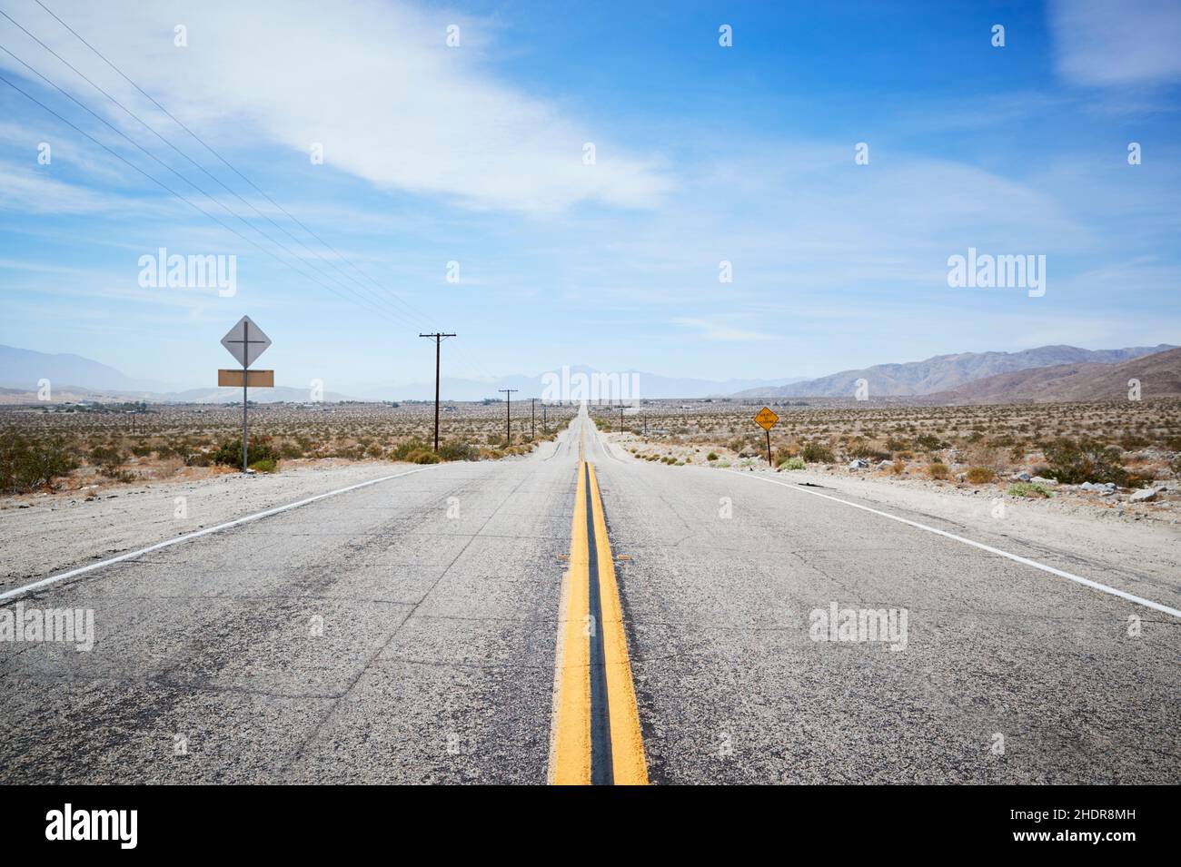 Straights hi-res stock photography and images - Alamy