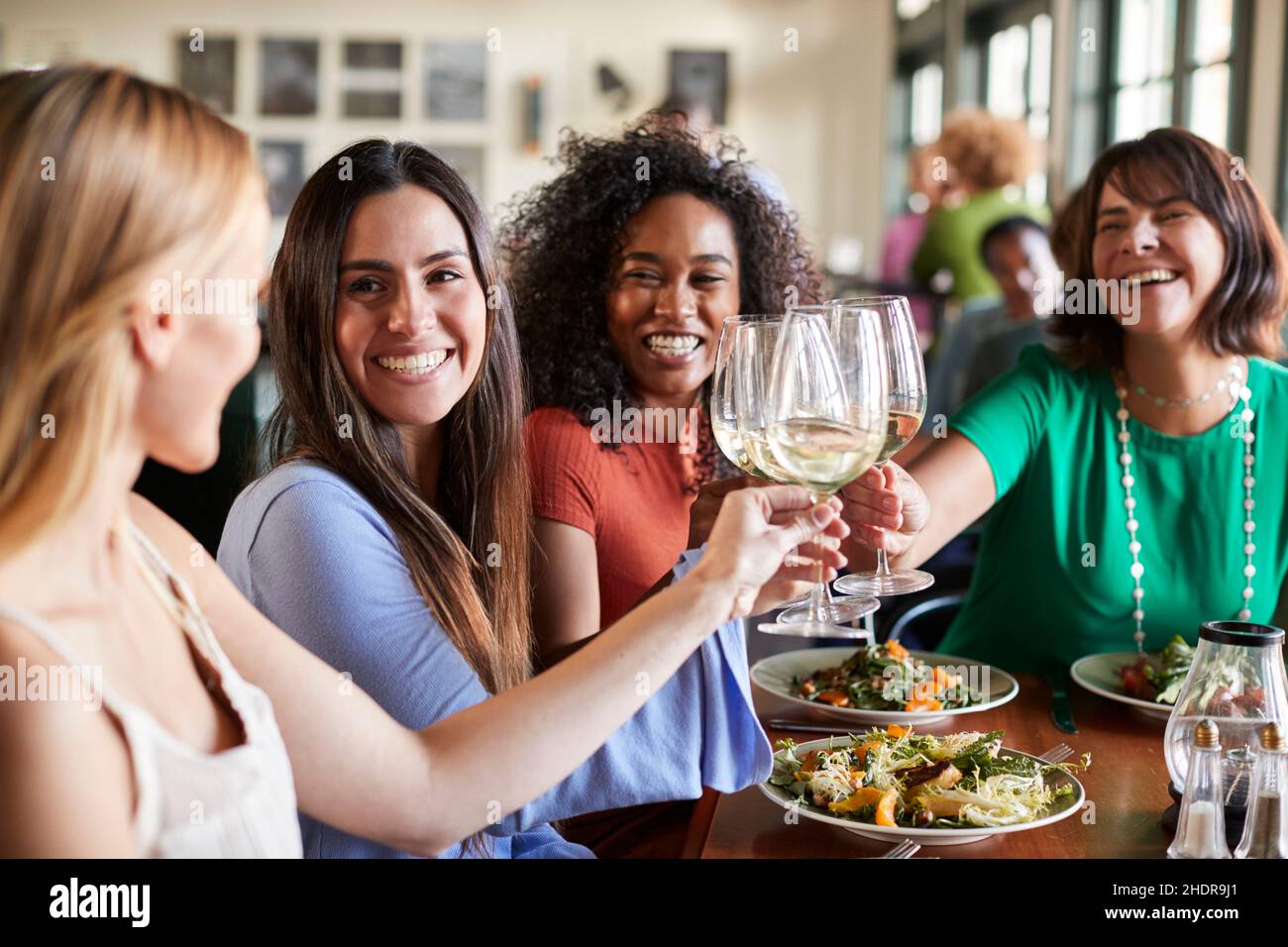 alcohol, friends, toast, alcohols, friend, toasts Stock Photo - Alamy