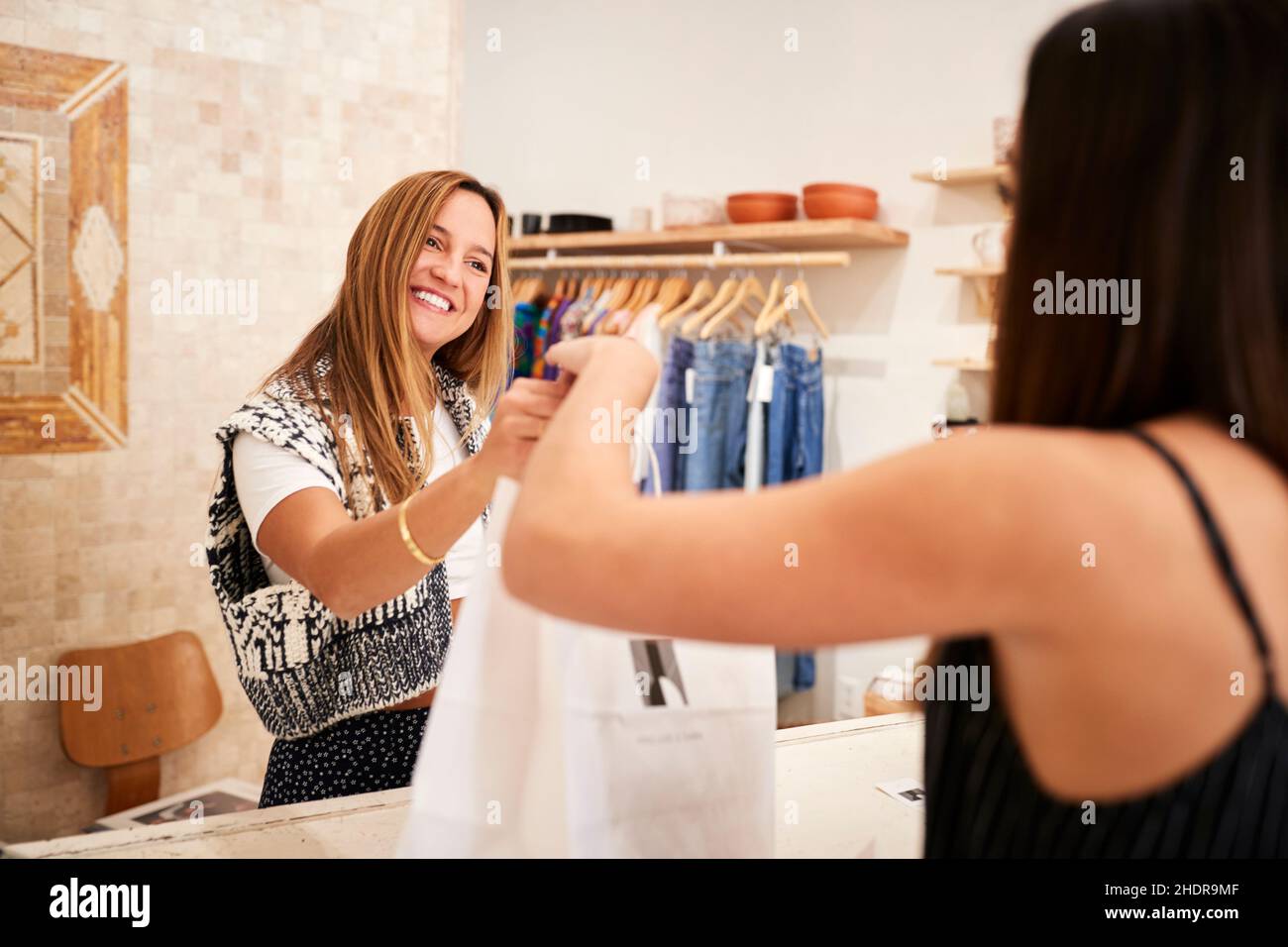 shop, serving, customer, retail, shops, client, clients, costumers ...