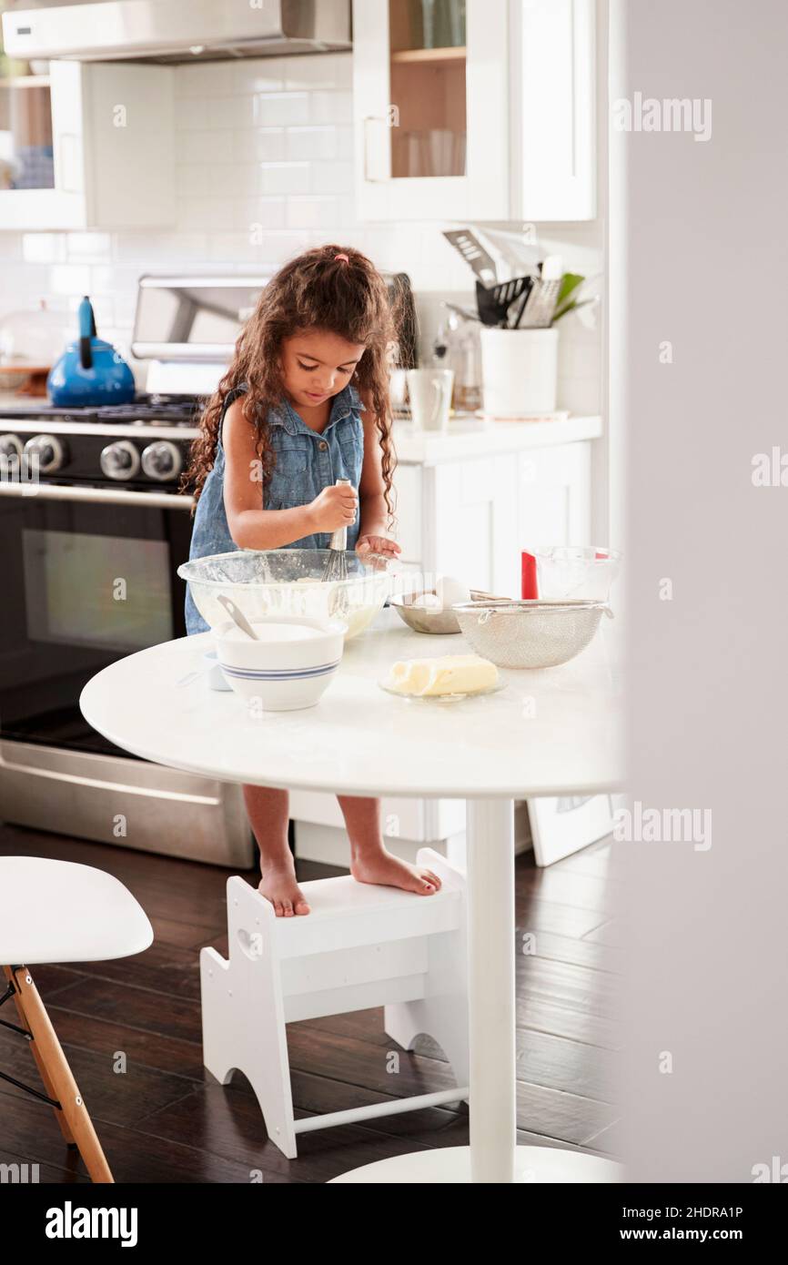 girl, home, baking, girls, homes Stock Photo - Alamy
