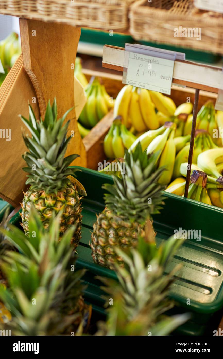 pineapple, fruit shop, bananas, pineapples, fruit shops, retail, banana ...