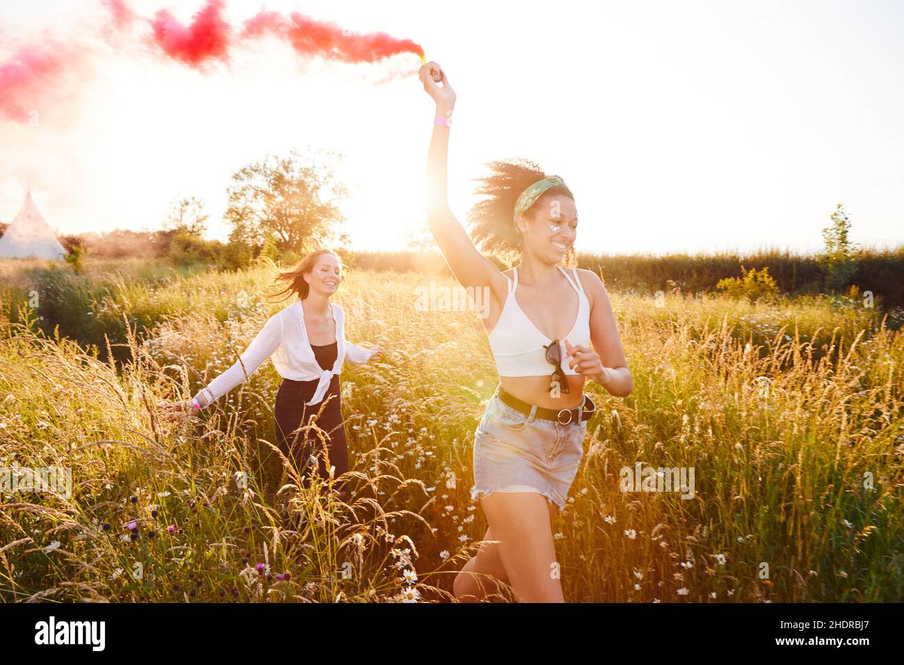 Back view of two girls running hi-res stock photography and images - Alamy