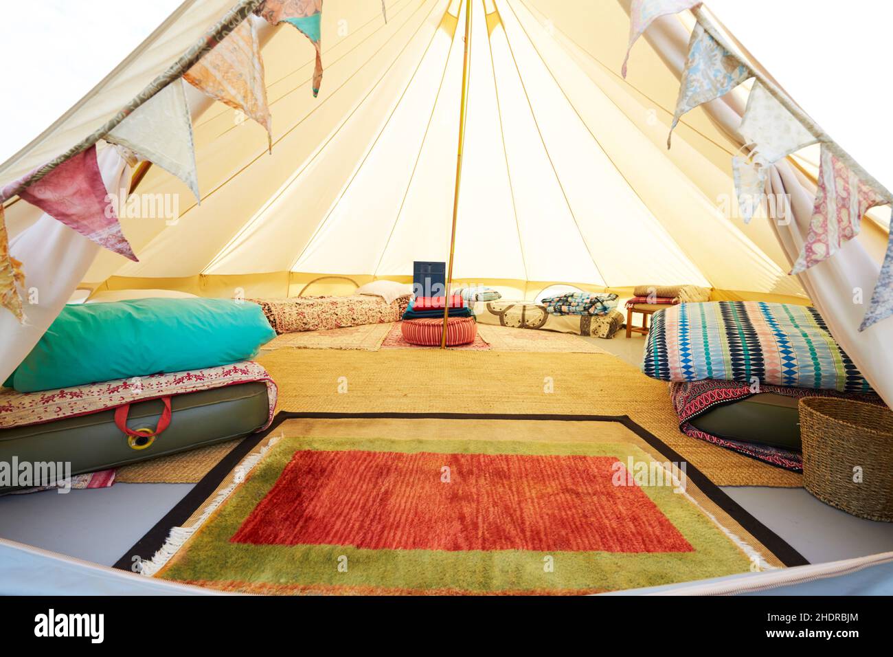 Tipi tents hi-res stock photography and images - Alamy
