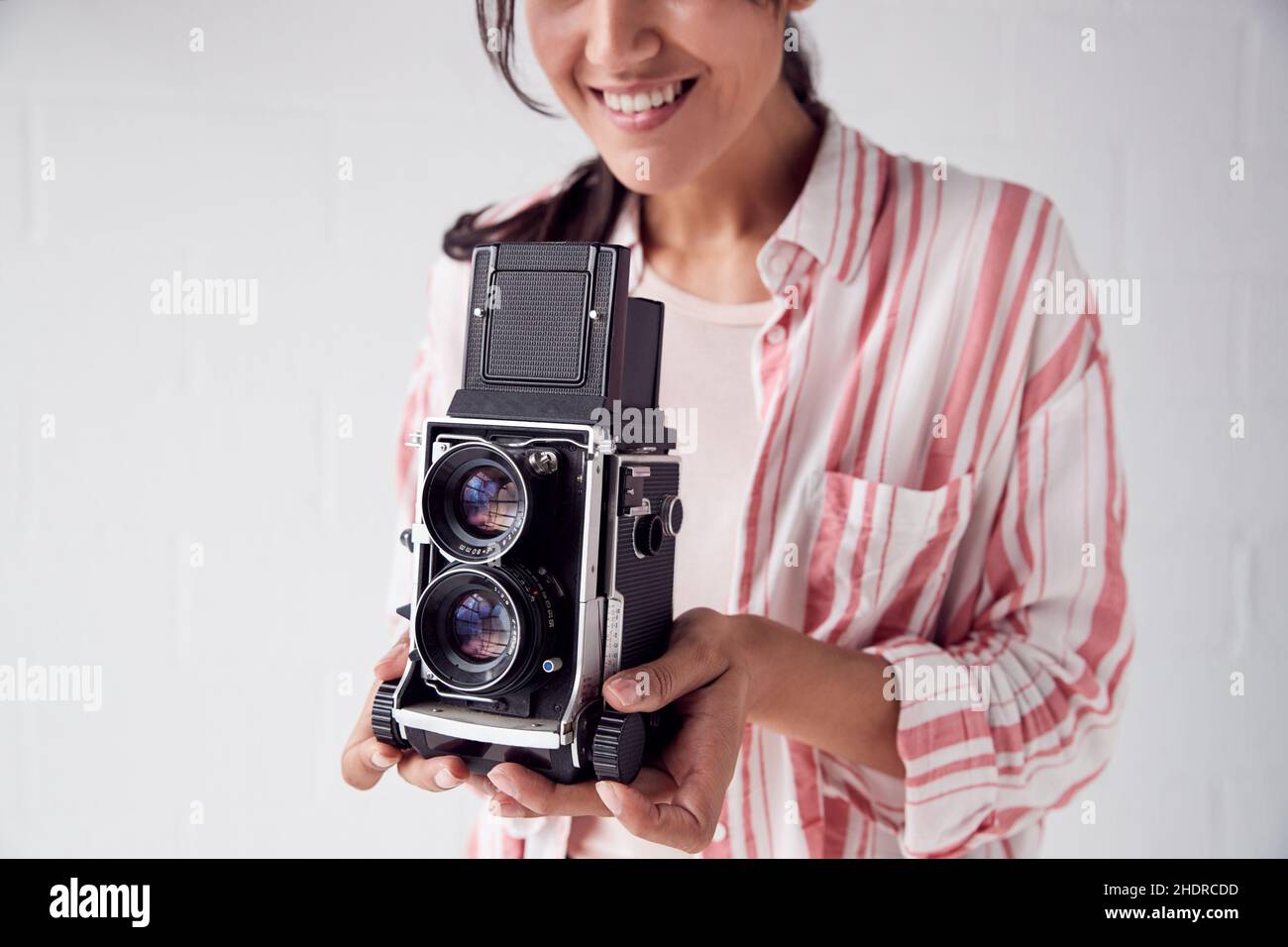 Tlr hi-res stock photography and images - Alamy