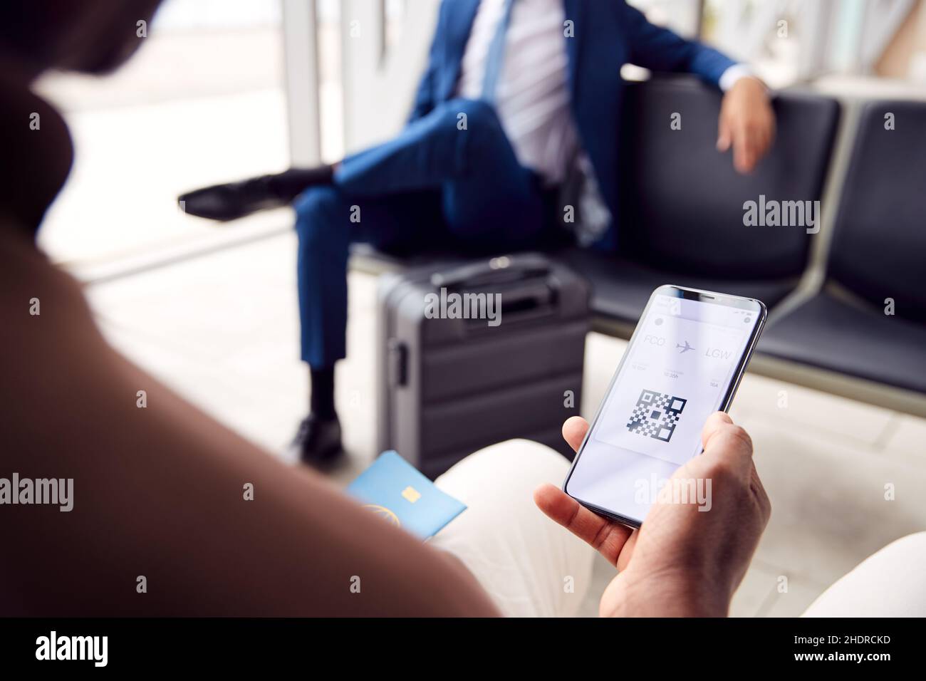 boarding pass, qr code, eTicket Stock Photo - Alamy