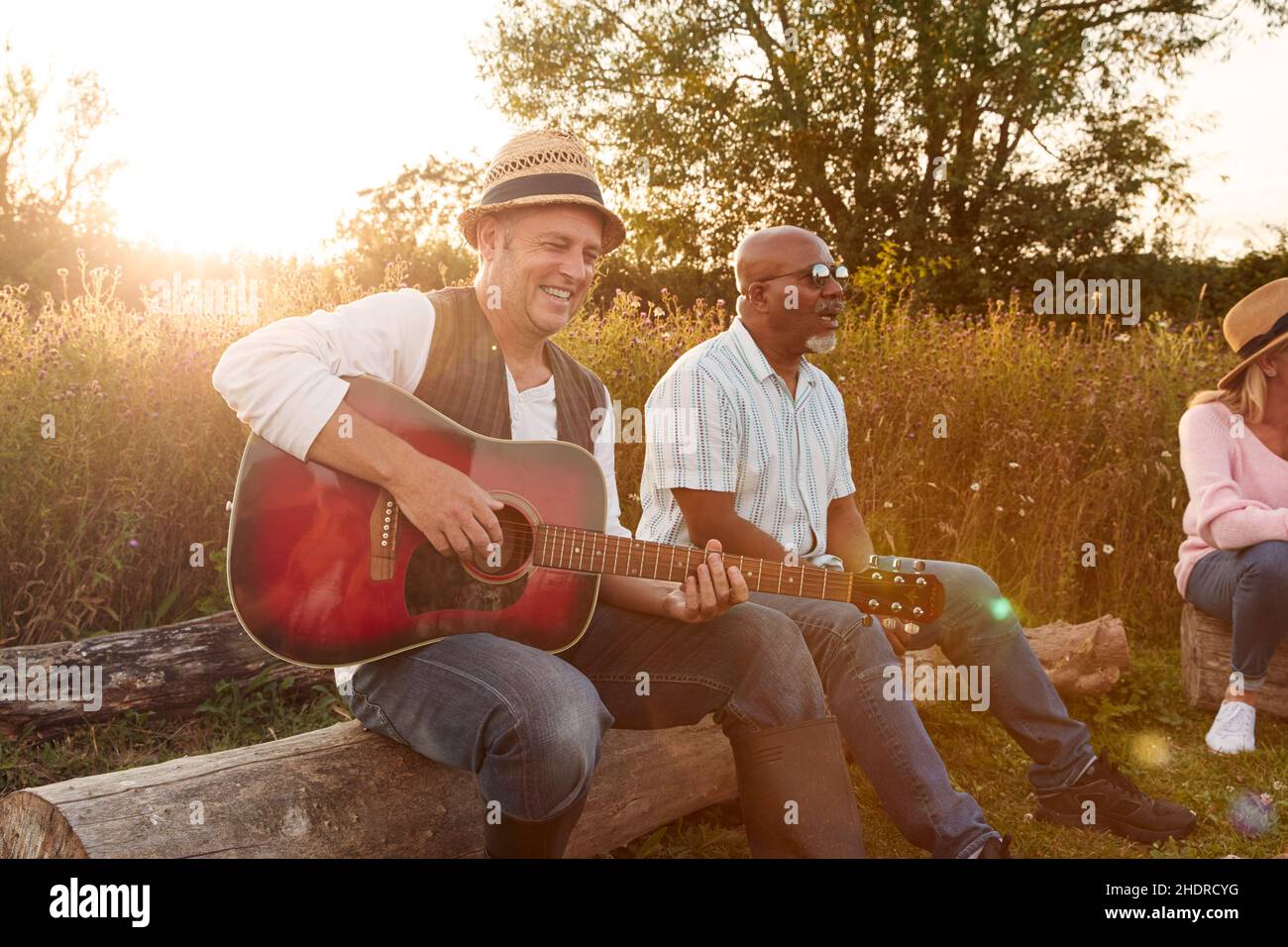 guitar, friends, outdoor, singing, guitars, friend, outdoors Stock ...