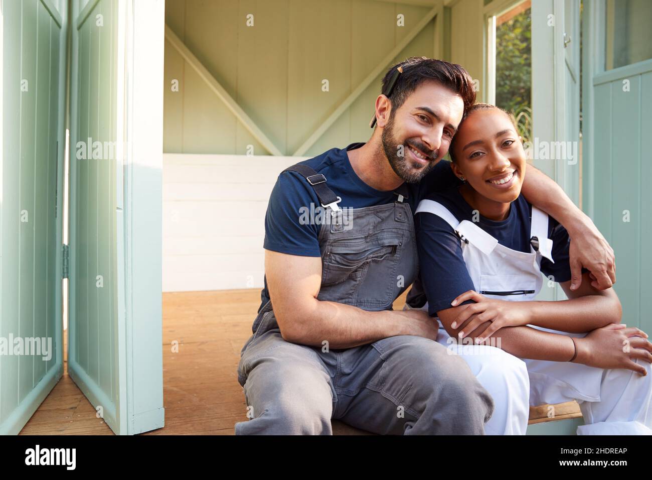 couple, embracing, teamwork, home improvement, garden arbor, pairs ...