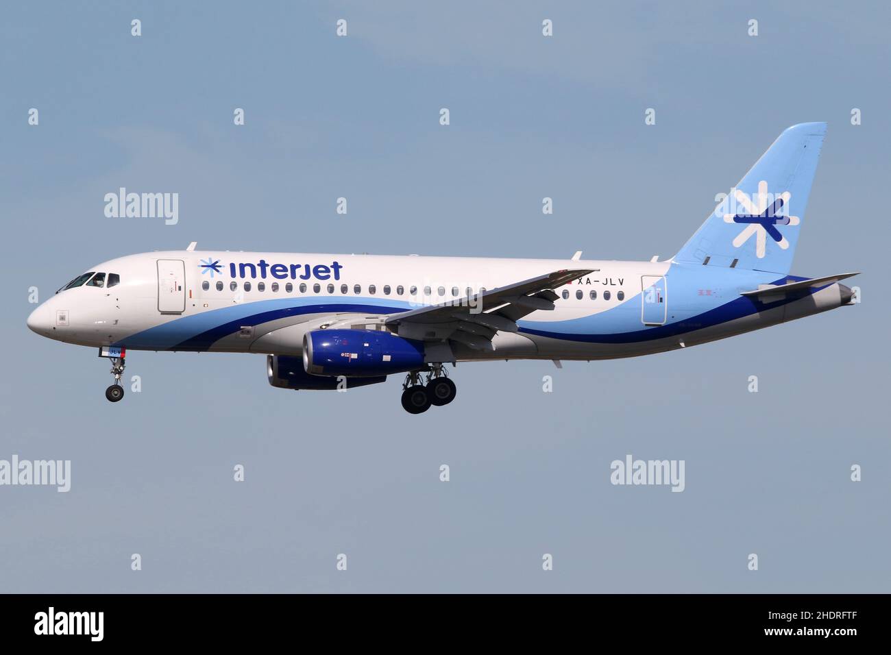 Interjet hi-res stock photography and images - Alamy