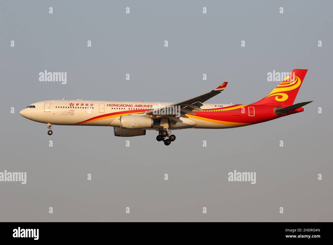 Hongkong airlines hi-res stock photography and images - Alamy