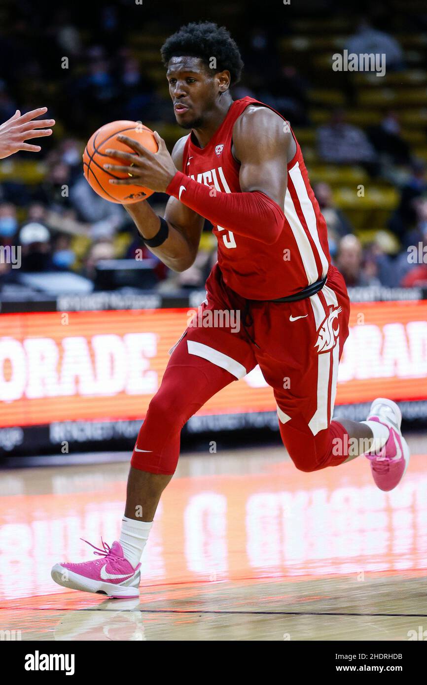 January 06, 2022: Washington State Cougars guard T.J. Bamba (5) drives ...