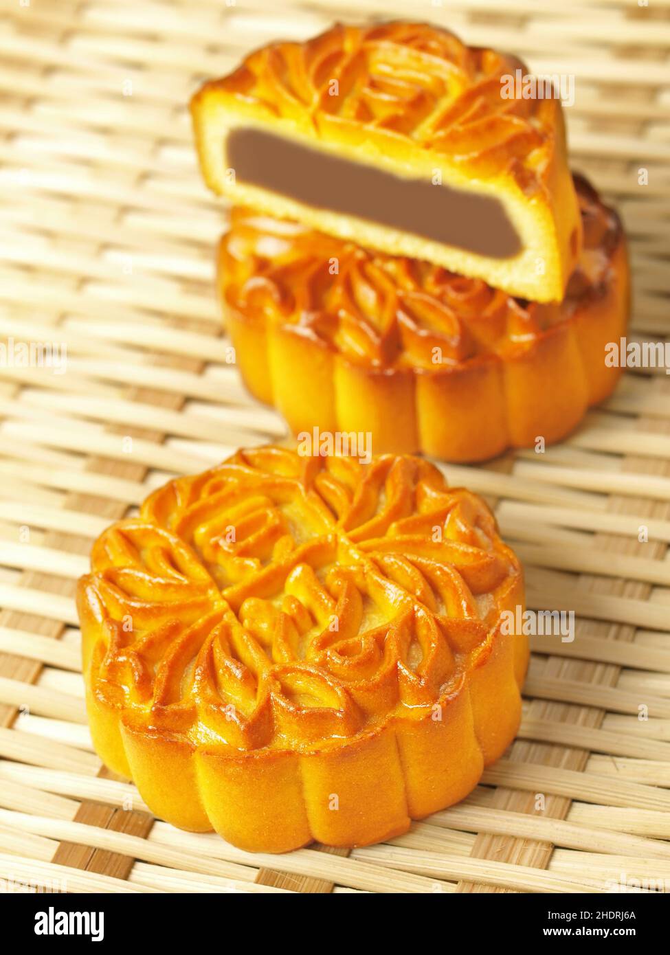 Asian moon hi-res stock photography and images - Alamy